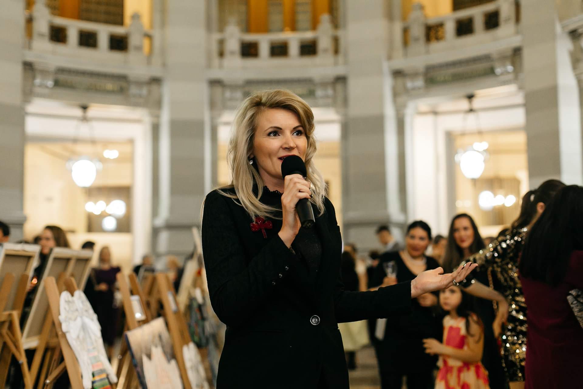 Andreea Paul, povestea de succes a unei femei carismatice - Bonjour Madame